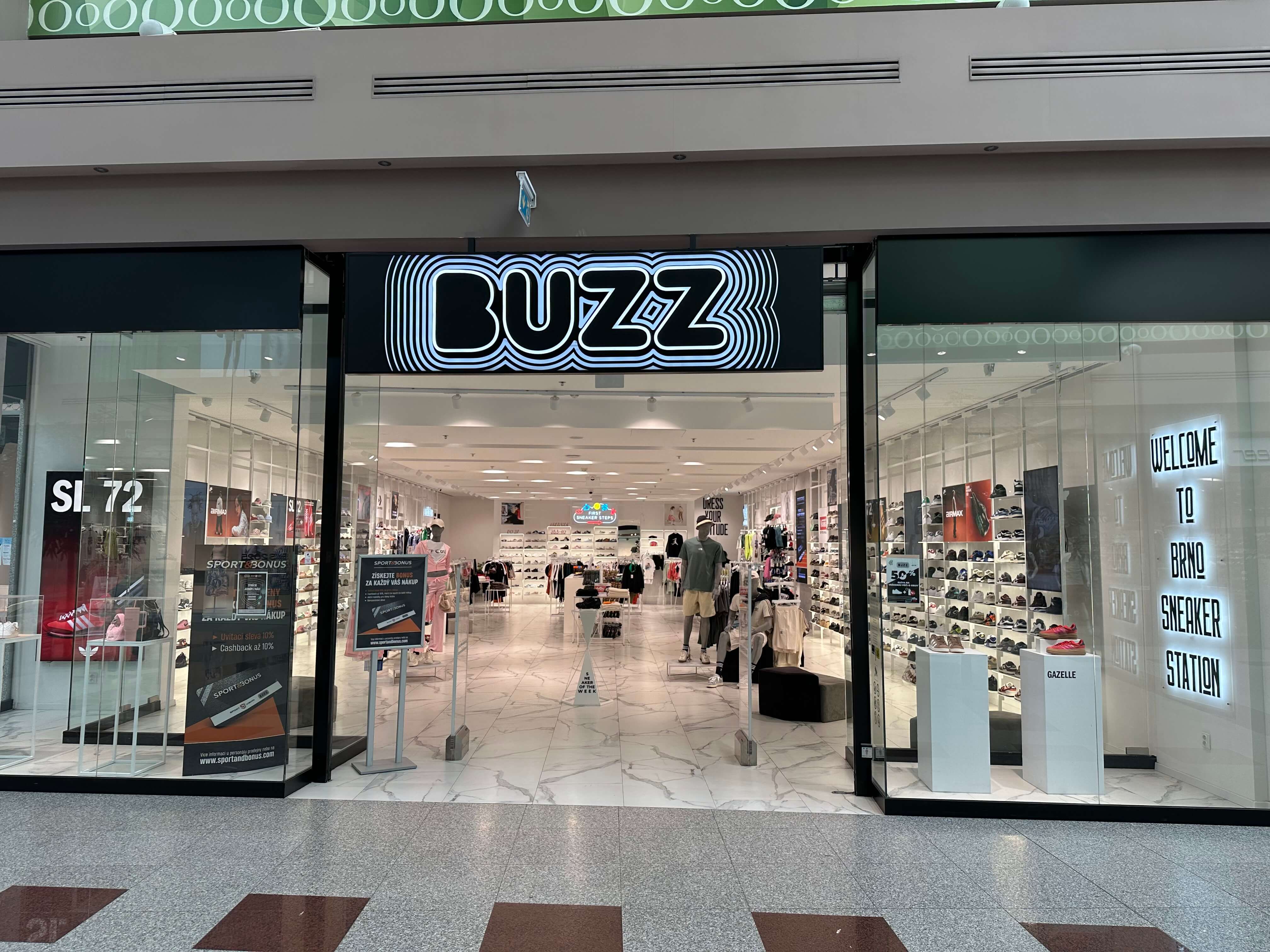 Prodejny Buzz - Najdi nejbližší sneaker station | Buzz - online shop